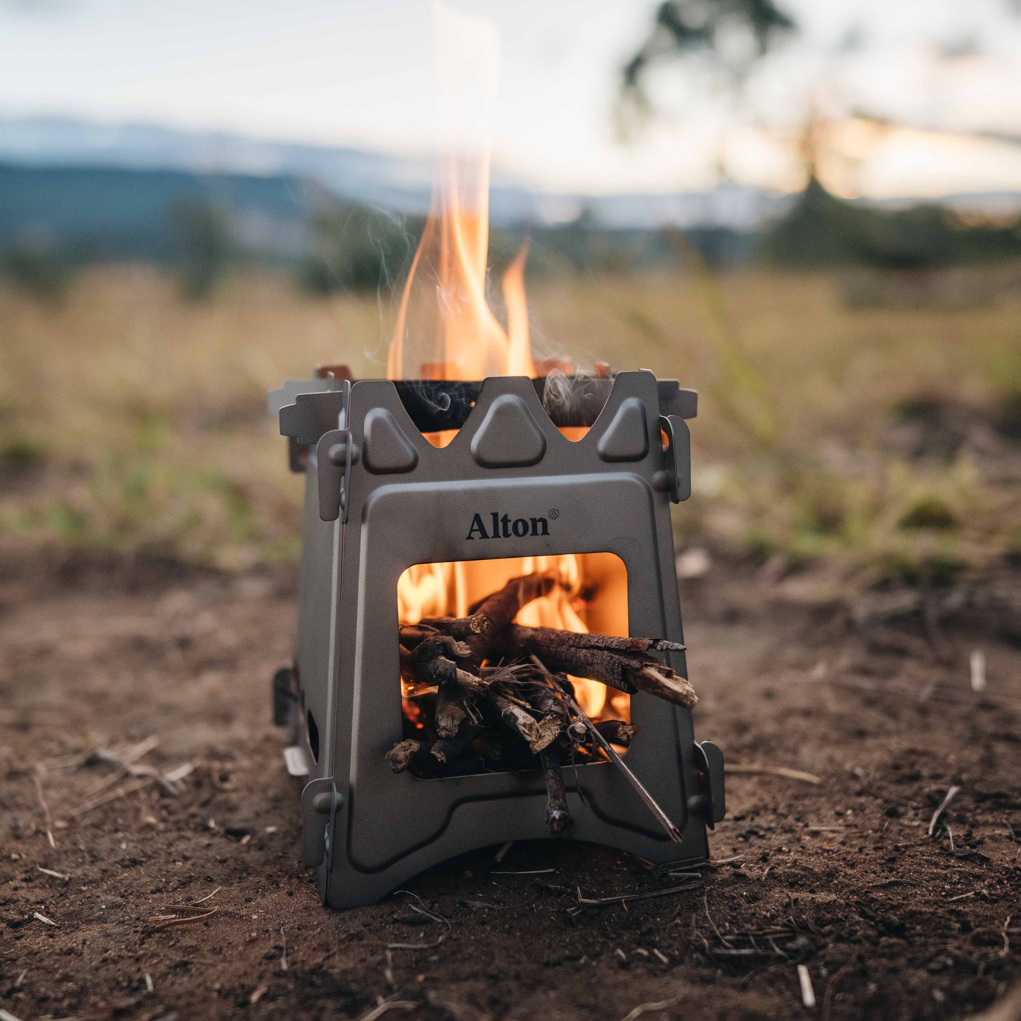 Titanium Flatpack Twig Stove – Alton