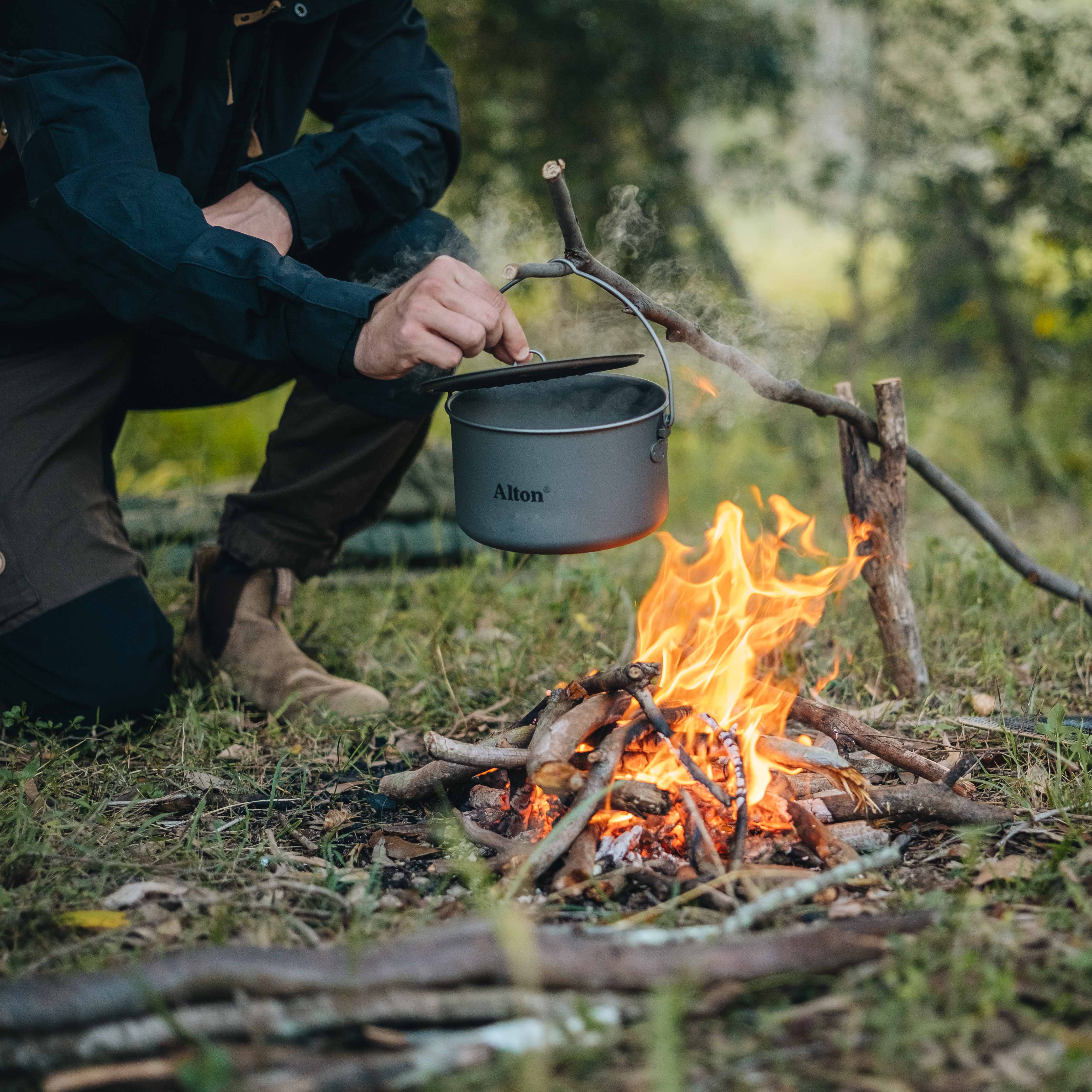 Camping Billy Pot | 1950ml Titanium Billy Can | Alton