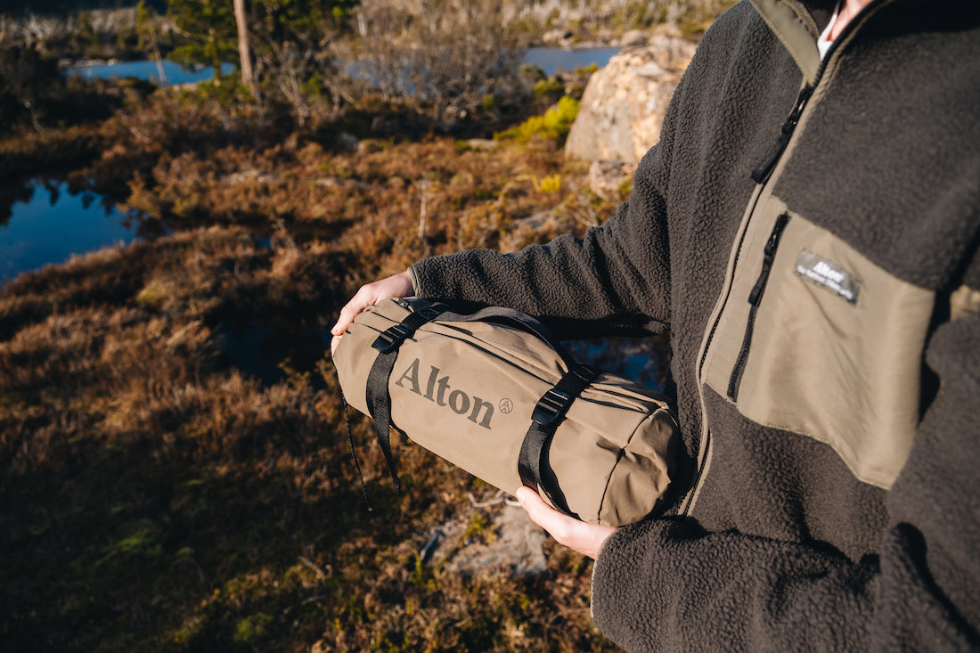 Lightweight & Waterproof Hiking Swag | Walkabout – Alton