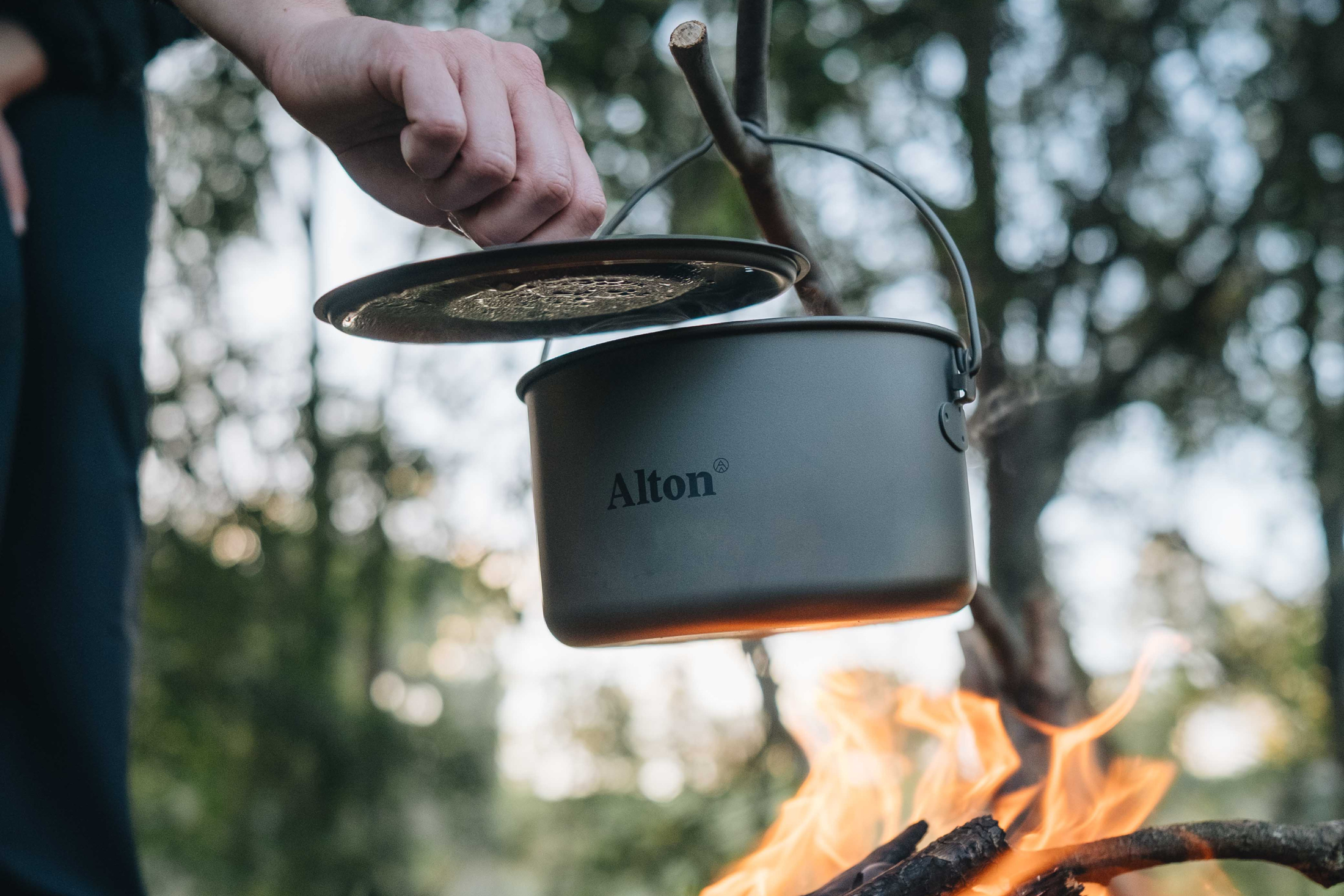 Camping Billy Pot | 1950ml Titanium Billy Can | Alton